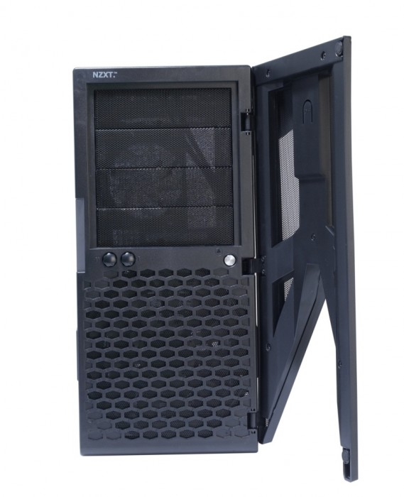 NZXT hades case - $50 - MyConfinedSpace