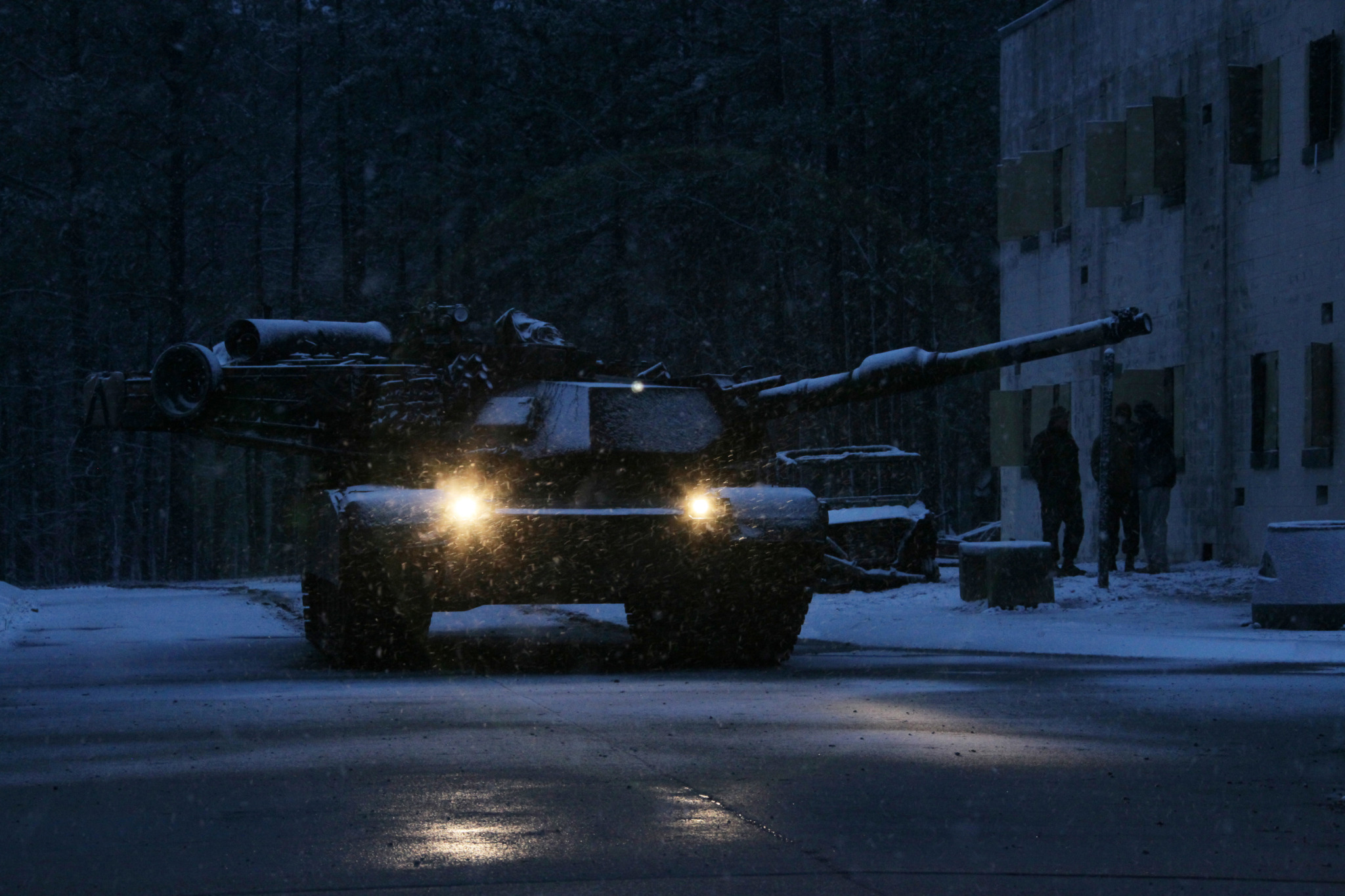 headlights on tank - MyConfinedSpace