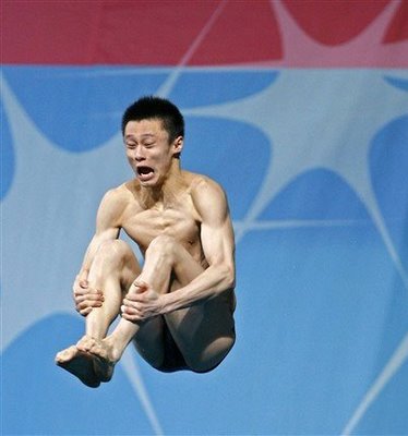 Diving Facial Expressions - MyConfinedSpace