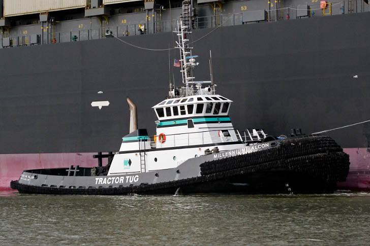 Tractor Tug Boat - MyConfinedSpace