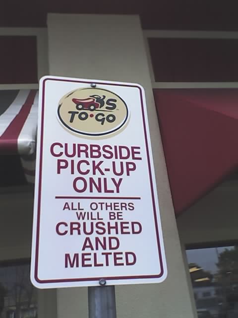 Chili\’s curbside pickup - MyConfinedSpace