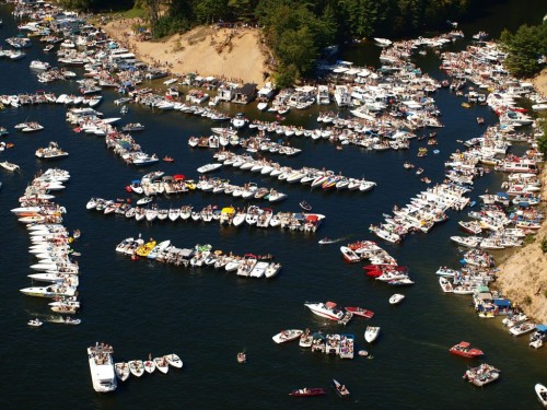 Hot Boat Weekend at Hardy Dam, MI - MyConfinedSpace